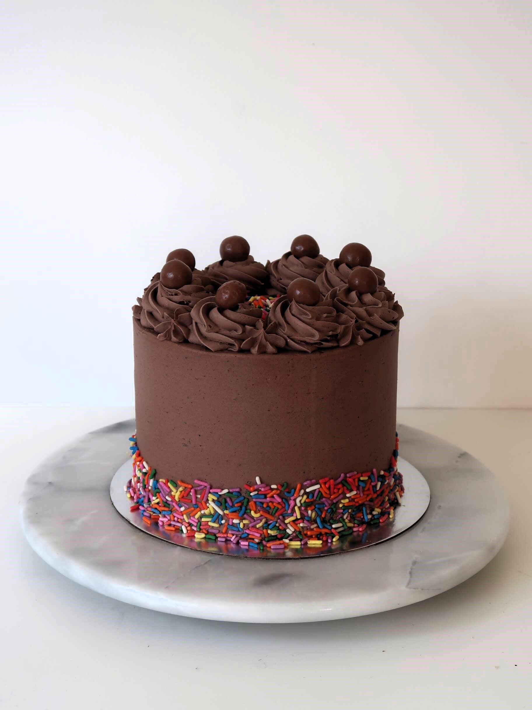 Order Birthday Cakes London | Personalised & Custom Made