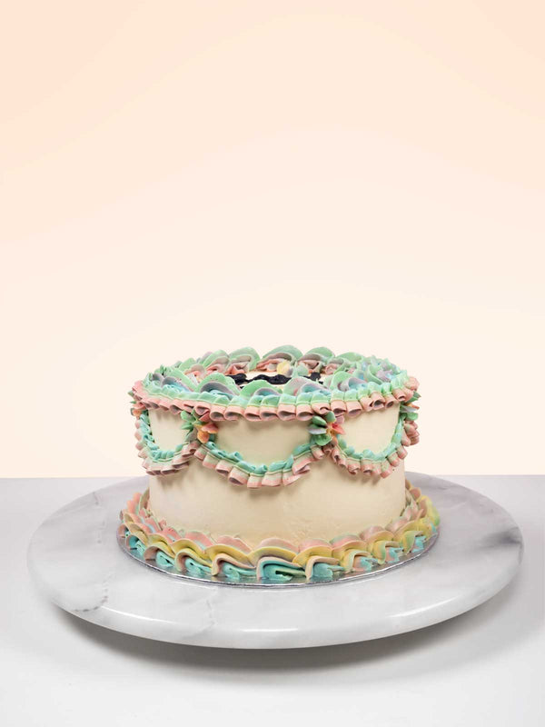 Custom Good Luck Vintage Cake | Free Delivery | London & Surrey