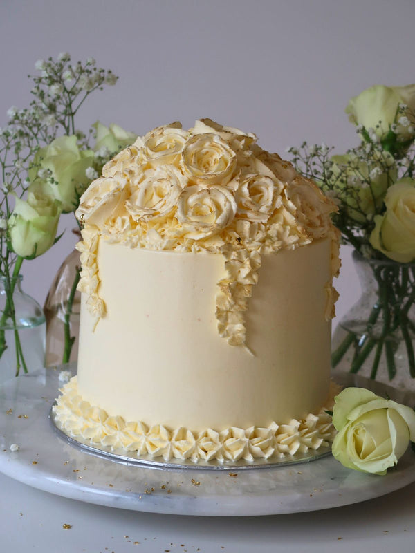 Luxury Birthday Cakes in London – Crafted by a Michelin-Trained Chef